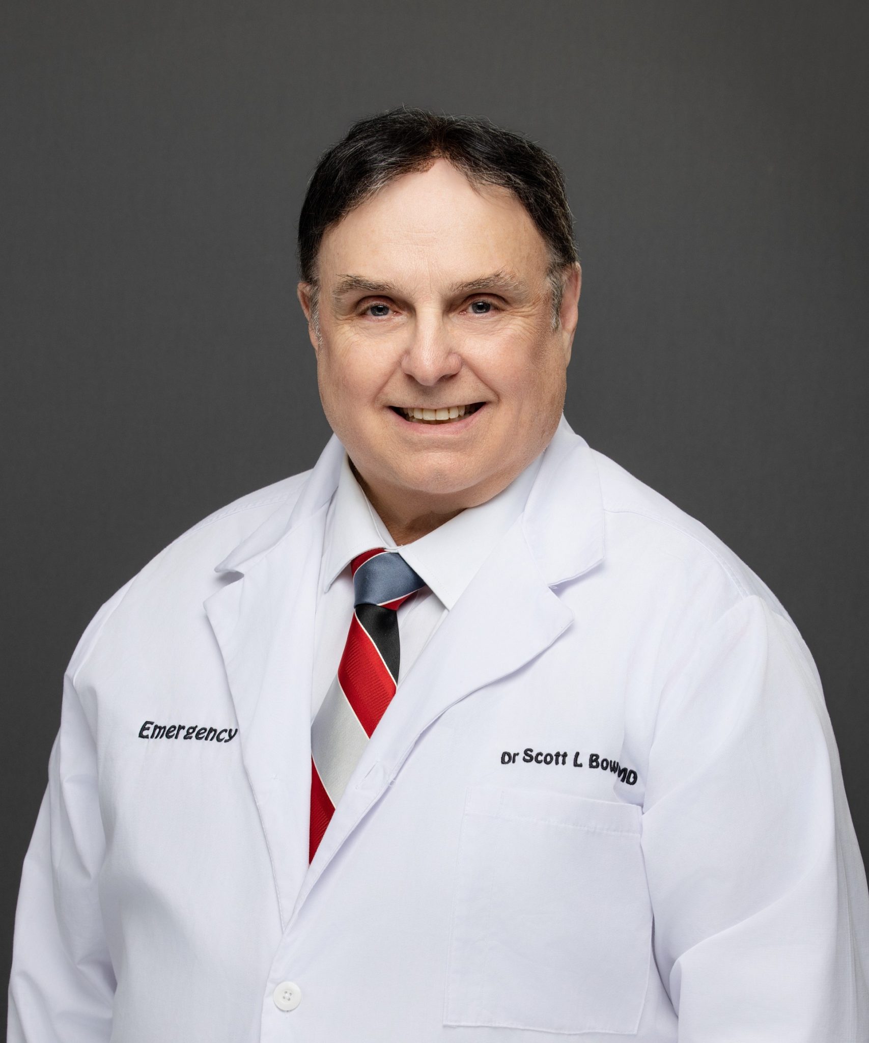 Scott L. Bowen, M.D. | Clinica Sierra Vista